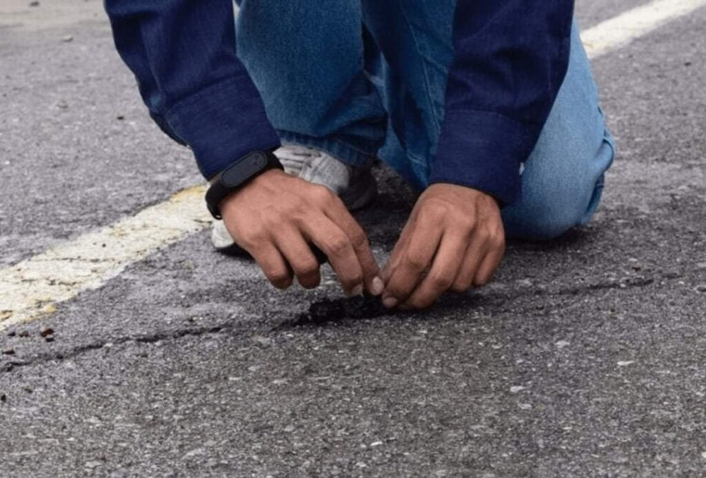 ¡Impresionante! Crea pavimento qué se regenera con lluvia